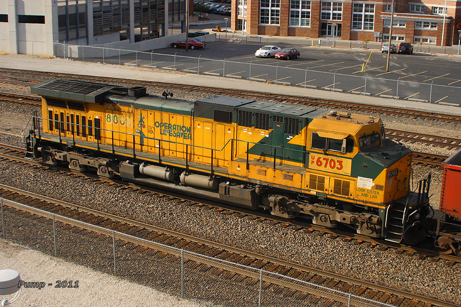 UP 6703 - GE AC4400CW